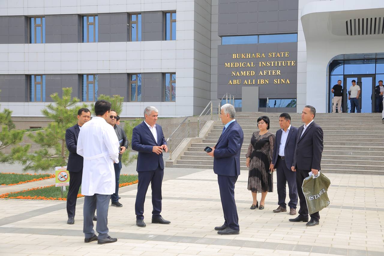 The regional governor, Botir Zaripov, visited the Abu Ali Ibn Sina ...